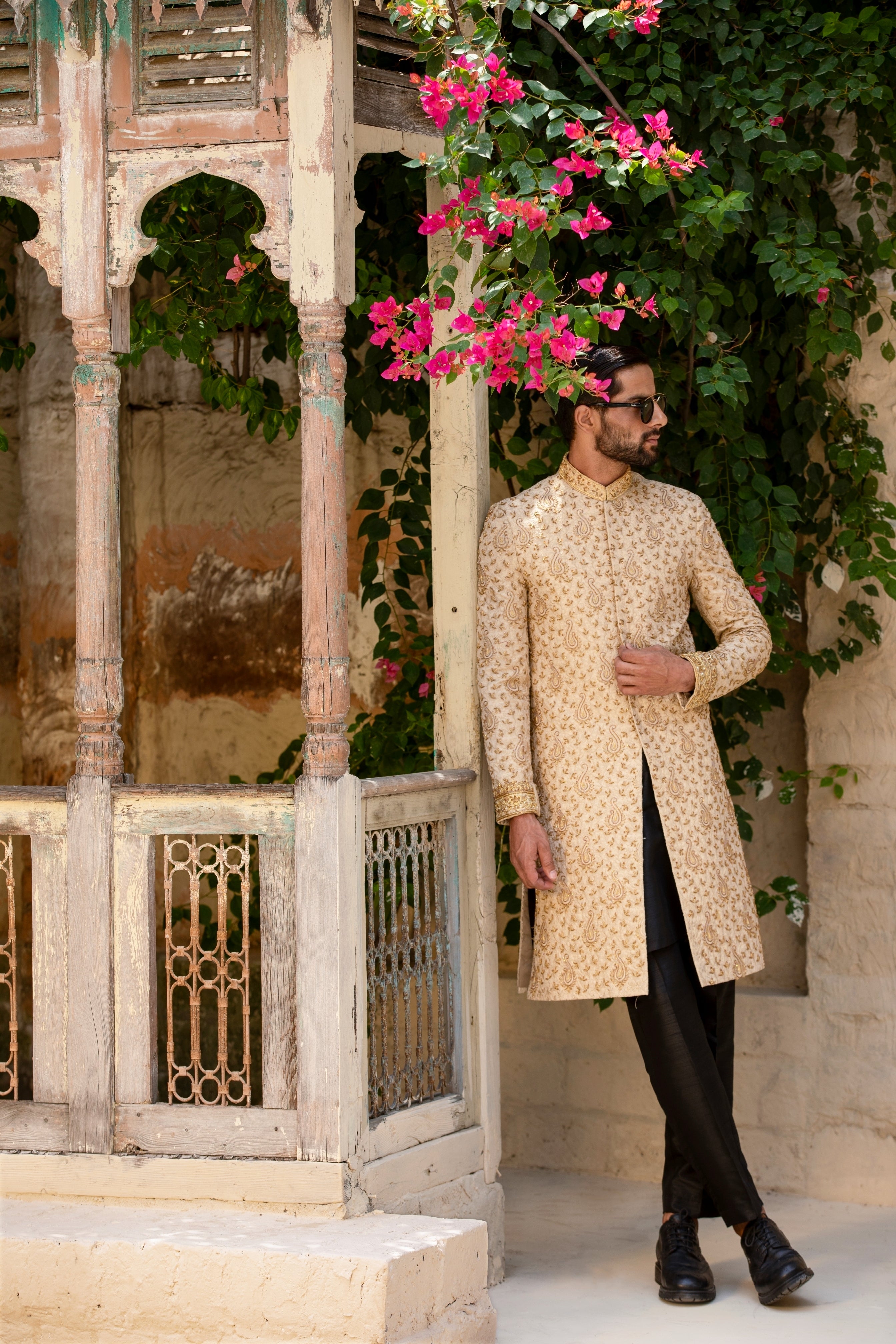 Golden Hand Embroidered Sherwani – DEEPAK & FAHAD